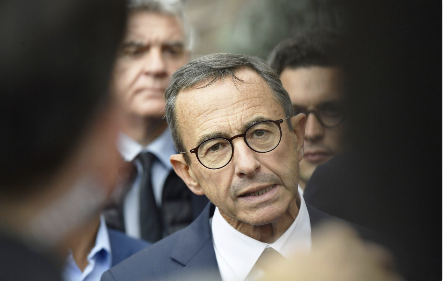 Circulaire Retailleau sur la naturalisation 2025 : Nouvelles exigences et conseils - Blog